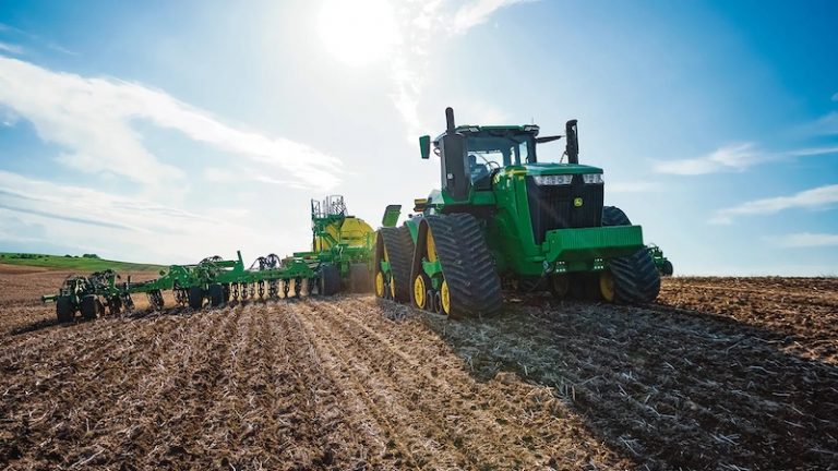 The autonomous future of farm vehicles: Interview with John Deere ...