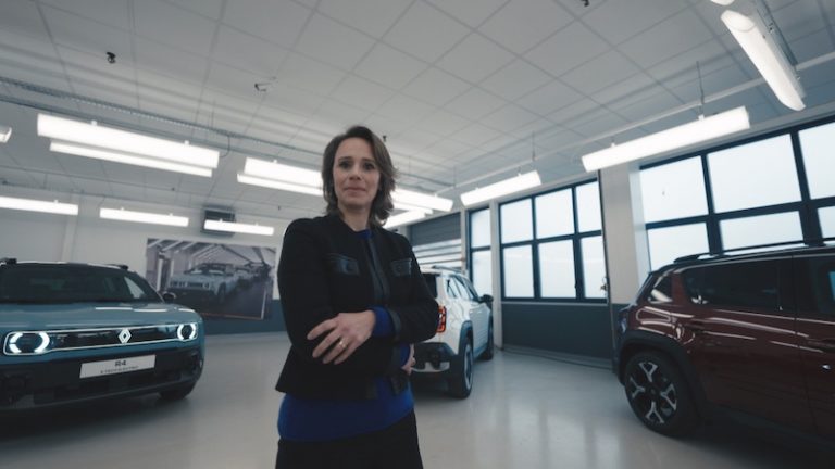 Renault introduces ‘revolutionary’ two-tone paint process