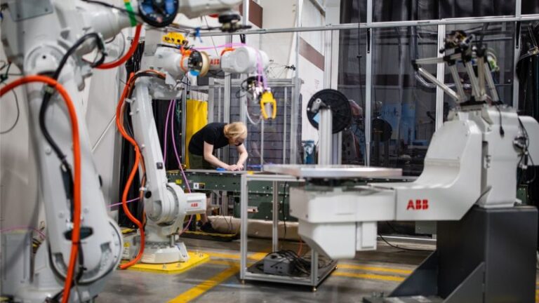 Virginia Tech launches new advanced manufacturing center to train ...