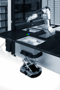 Geekplus unveils robot arm picking station to enable fully unmanned ...