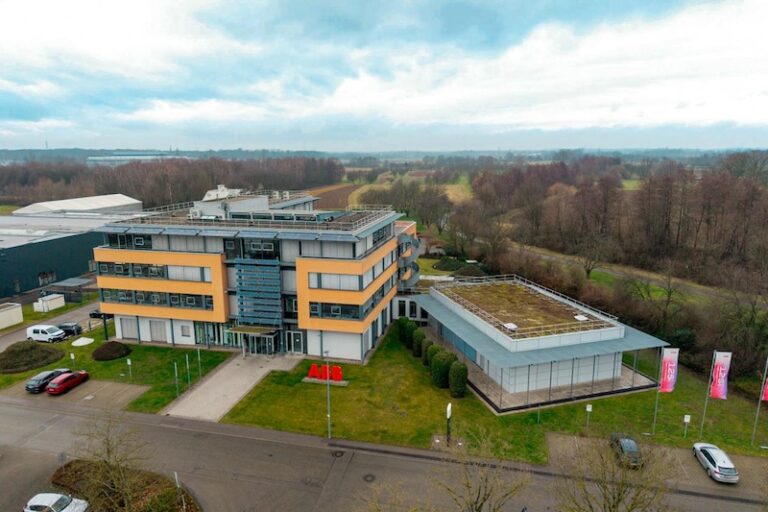 ABB accelerates factory decarbonization with renewables and digital ...