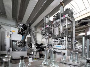 Comau partners with Reis Robotics to scale automation in heavy industry ...